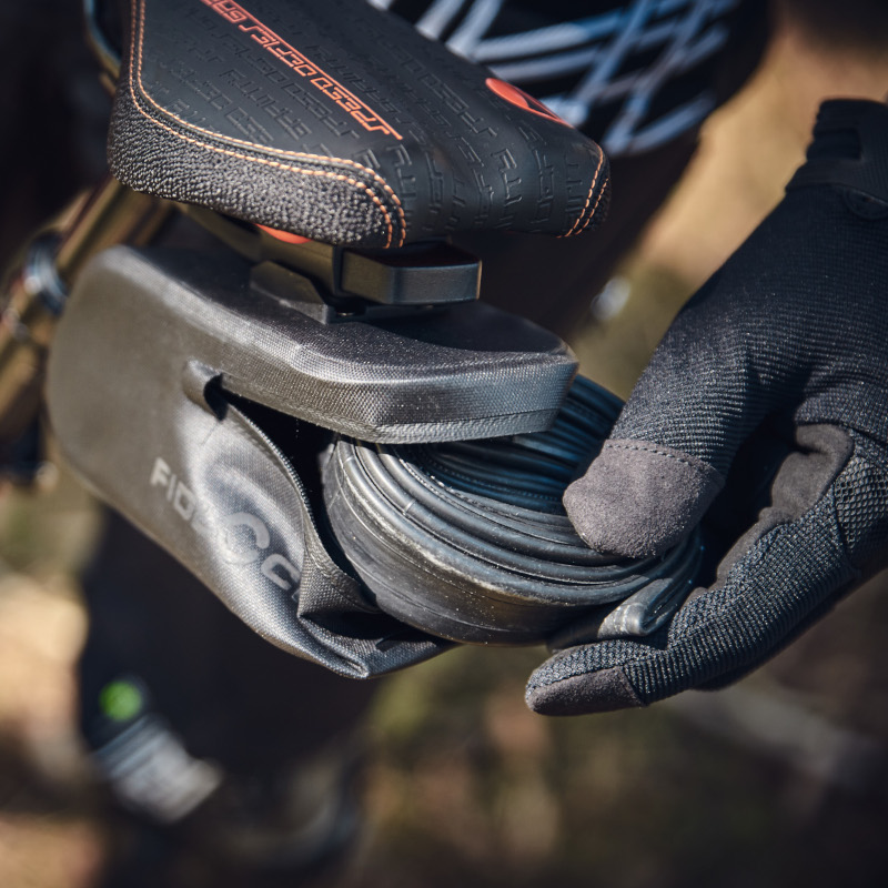 PUSH saddle bag 600 | 09175-P00002(BLK)