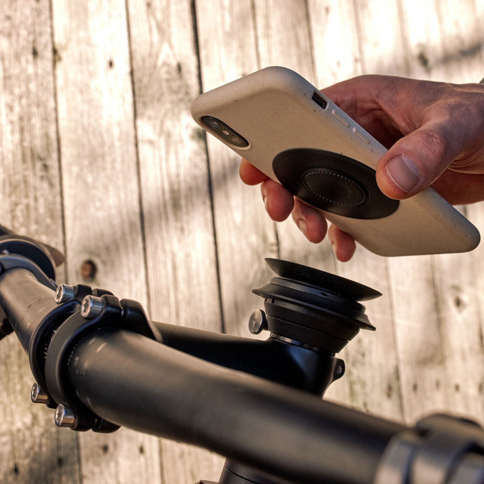FIDLOCK® Handyhalterungen: Innovative Magnet-Verschlüsse für Sport ...